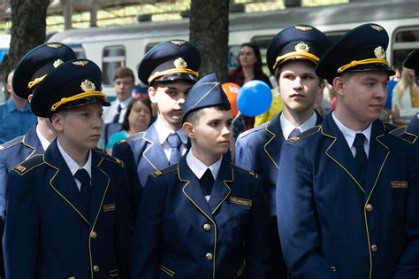 У Харкові відновила роботу дитяча залізниця — фото