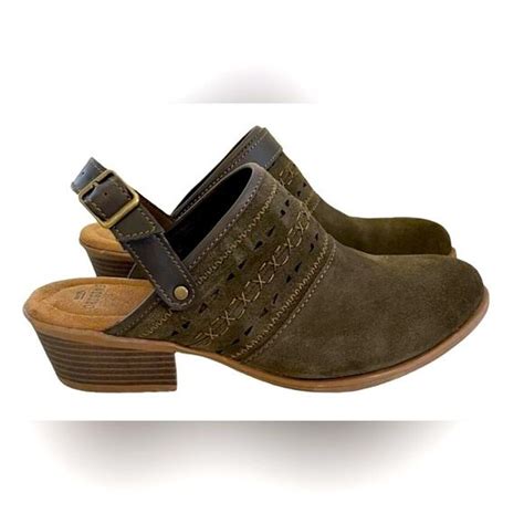Earth Origins Shoes Earth Origins Cady Wide 8 Olive Green Leather