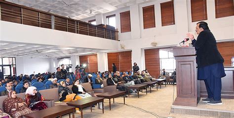 minister of state sapm for industries and production tasneem ahmed