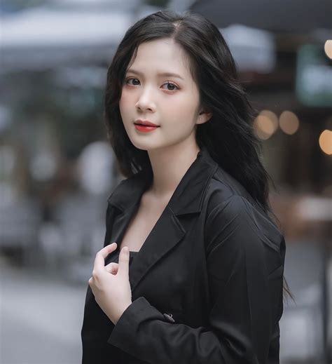 Tiểu Sử Diễn Viên Nguyễn Hoàng Ngọc Huyền