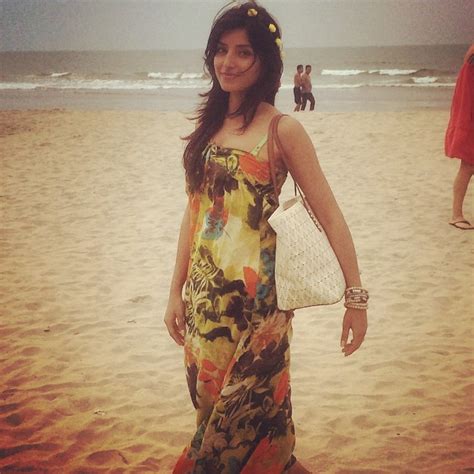 23 Unseen Hot Photos Of Harshita Gaur Of Mirzapur Web Series Zestvine