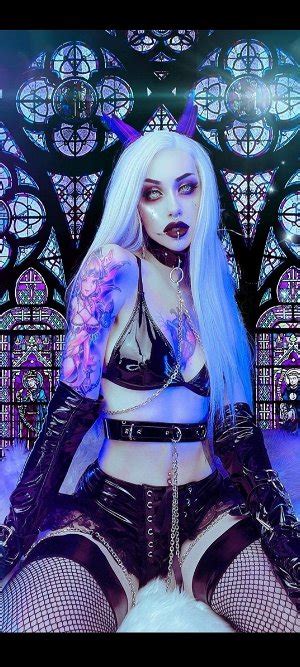 Heathenwhore Cold Witches Tit