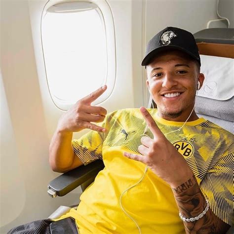 Jadon Sancho On Instagram “😍😍” Sancho Soccer Guys Football Players