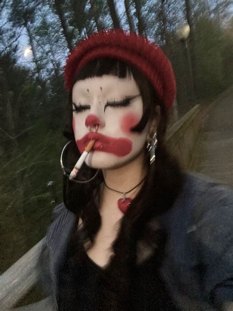 Pin By Suleima On Halloween Costumes In 2025 Halloween Makeup Pretty Cute Clown Makeup Punk