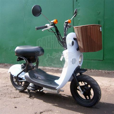 Скутер Suzuki Choinori