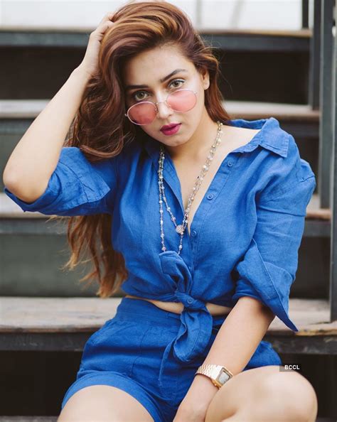 know what inspired fashionista anchal bhardwaj to get into blogging