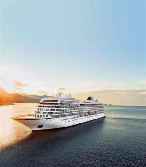 Top 12 Best Alaska Cruises 2026