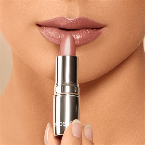 90s Frosted Lips Trend With Nude Envie Nude Envie