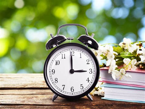 Летнее время 2021 когда переводить часы Новости Section Ukr Net