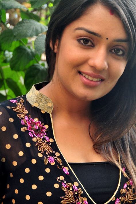 Telugu Hot Actress Masala Nikita Thukral Hot Sexy Photos Biography
