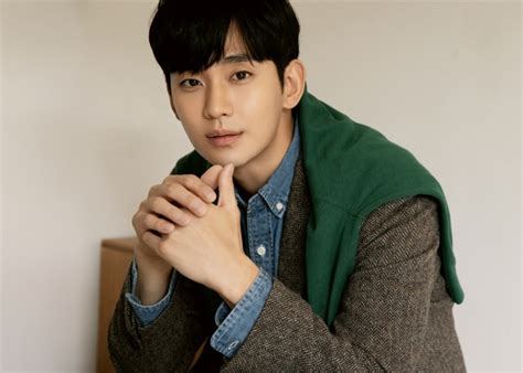 케이브랜즈 로던 모델에 김수현 발탁