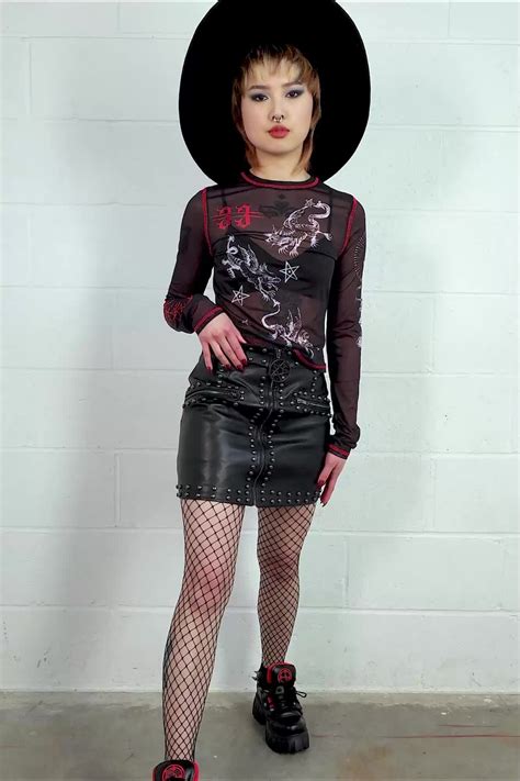 Pin By Andre Golden On Beyond 2099 Fashion Style Leather Skirt