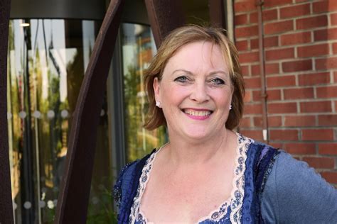 Nikki Morris Bem Deafblind Uk