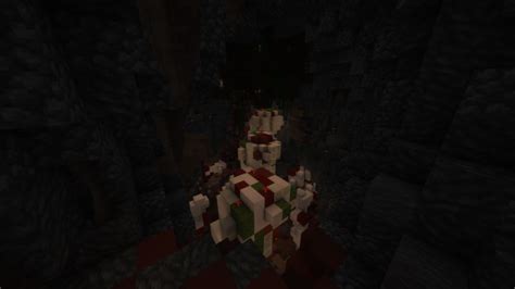 Feeding Lair 230x170 Predator Cave Builtbybit