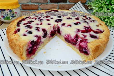 Пирог с черешней и творогом из песочного теста 16 фото в рецепте