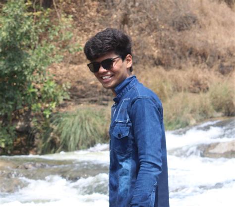 Portfolio Websitelaunch Professionaljourney Letscollaborate Yash Danej