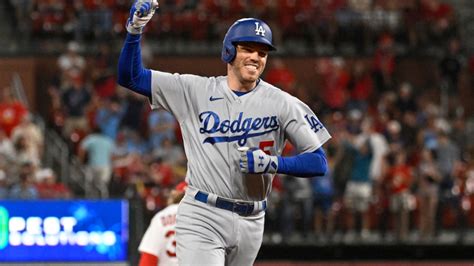 Freddie Freeman Hits His 300th Home Run The Dodgers Star Hits The