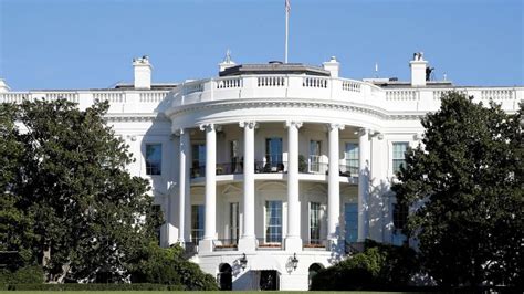 Presionan A La Casa Blanca Por La Suspensión De Permisos Humanitarios