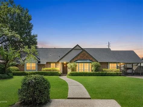 Memorial Drive 77024 Real Estate 61 Homes For Sale Zillow