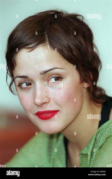 Rose Byrne Goddess Of 1967 Photocall Film Festival Venice Italy 03
