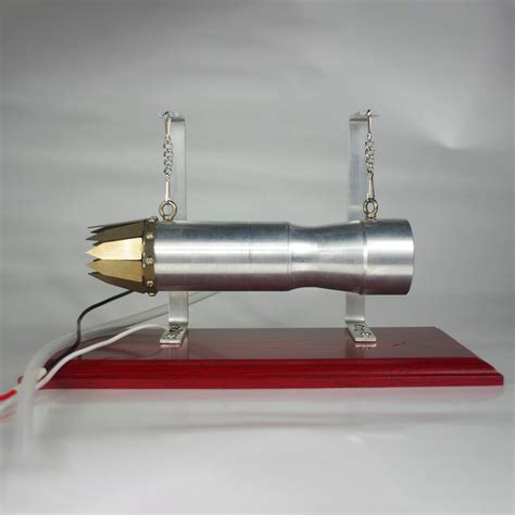 Smallest Internal Combustion Engine