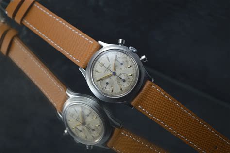 Universal Genève Compax 22295 Stainless Steel White 1952 Dealer