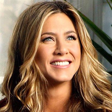 Jennifer Aniston On Instagram She Has Got The Best Smile Jenaniston