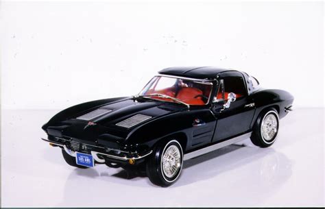 1 18 Ertl Chevy Corvette 63 Split Window Stingray Camerons Model Cars