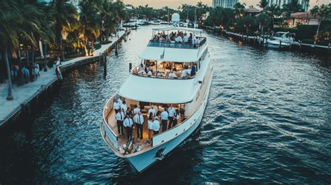 Holiday Yacht Charters In Fort Lauderdale Holiday Party