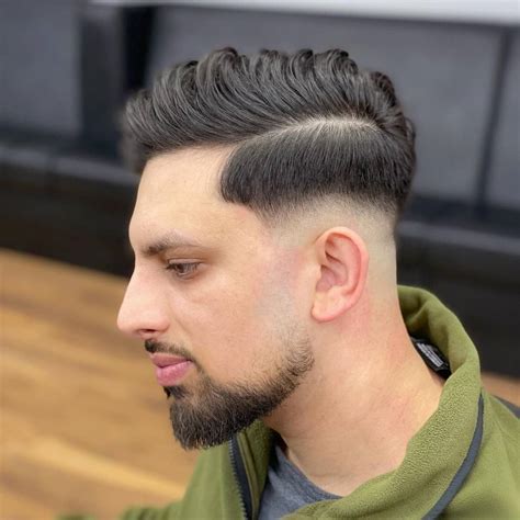 24 Best Low Fade Comb Over Haircuts For 2026