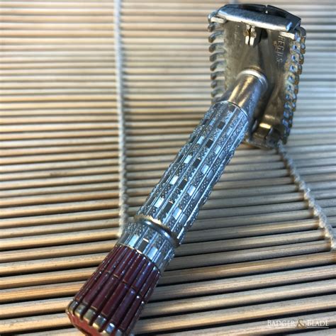 Can You Identify The Gillette Razor One Piece Gillette Open Comb
