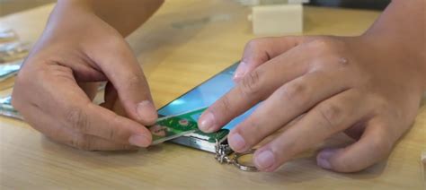 Make Roscope™ A Tiny Microscope With Big Potential