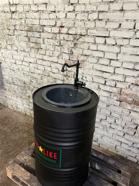 Умывальник из бочки на даче (78 фото) - фото - картинки и рисунки ...