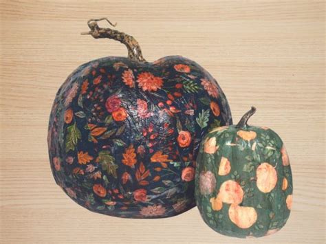 How To Mod Podge Pumpkins Local Life Sc Hilton Head Island And Bluffton