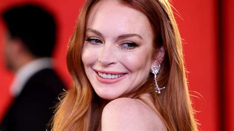 Lindsay Lohans Makeup Free Selfie Is A Work Of Art Glamour Uk