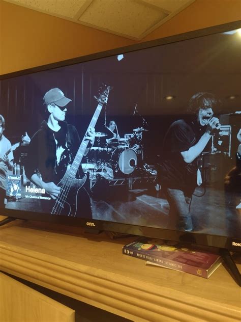 Is There Any Way I Can Disable This Background Picture And Make It So