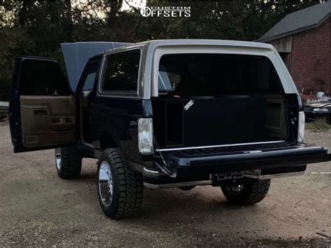 1991 Ford Bronco With 20x12 51 Arkon Off Road Caesar And 305 55r20