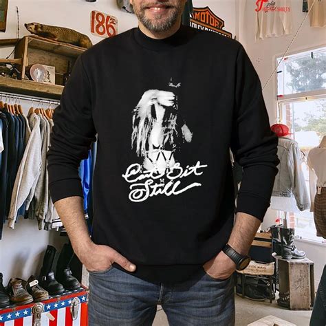 Lainey Wilson Cant Sit Still T Shirt Hoodie Longsleeve Tee