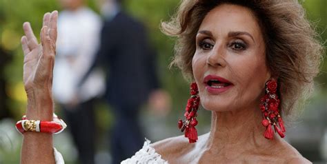 Naty Abascal Crea El Look De Playa Más Rejuvenecedor A Sus 82 Años