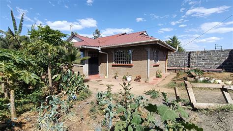 Joyce Hellenah Joyce Hellenah Added A New Photo