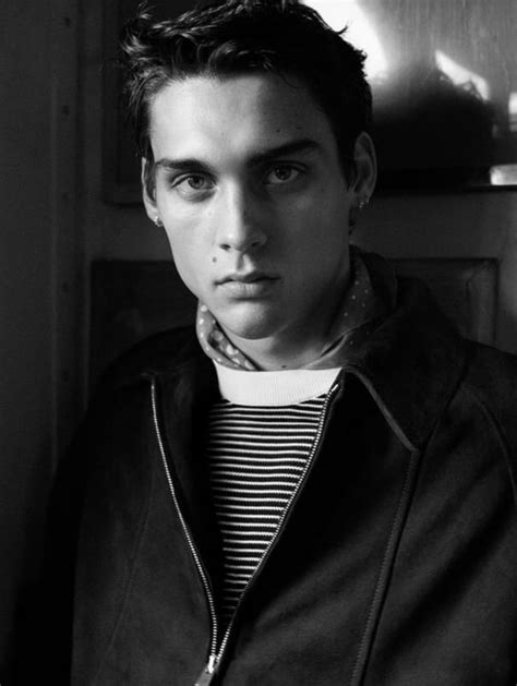 A Style All His Own Model And Influencer Eric Rutherford Artofit