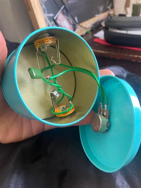High Pass Filter R Diypedals