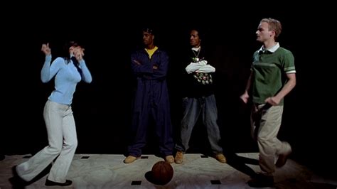 [film] Scary Movie 2 De Keenen Ivory Wayans 2001 Dark Side Reviews