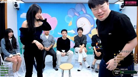 문월 오늘 폼 좋네 아프리카tv 에펨코리아