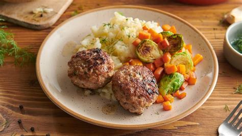 Соковиті котлети з фаршу і капусти простий і економний рецепт Читайте на Ukr Net