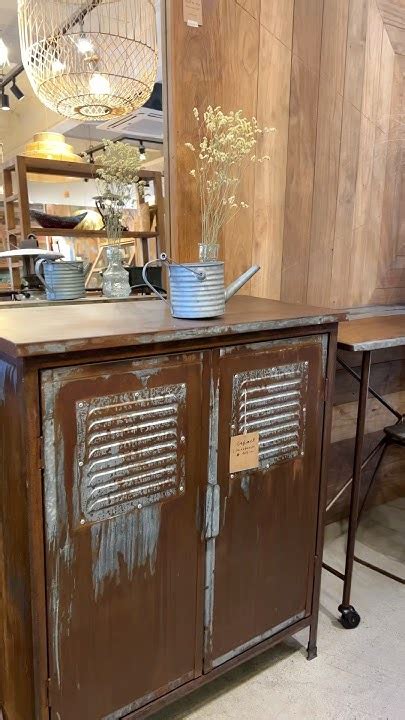 빈티지 인테리어를 책임지는 감성 카페 가구들💕 빈티지 우드와 빈티지 메탈 가구 Youtube