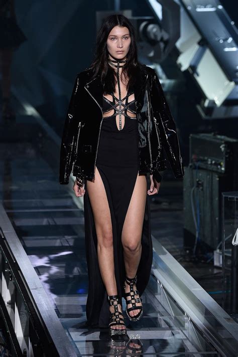 18 Of The Most Daring Looks Bella Hadid Has Worn On The Runway