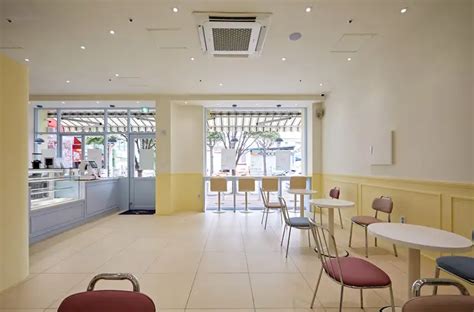 귀여운 옐로우 컬러 포인트 캐주얼 모던 18평 카페 인테리어 광명 광명동