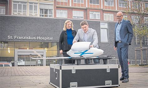 Transport Von Proben Drohne Setzt Signal Für Klinik Logistik Die Glocke