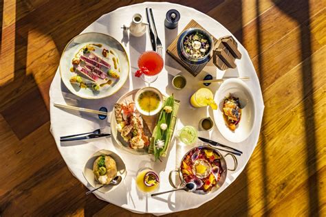 Too Restaurant Un Dîner Panoramique Au Dessus Des Toits De Paris Best Restaurant Paris